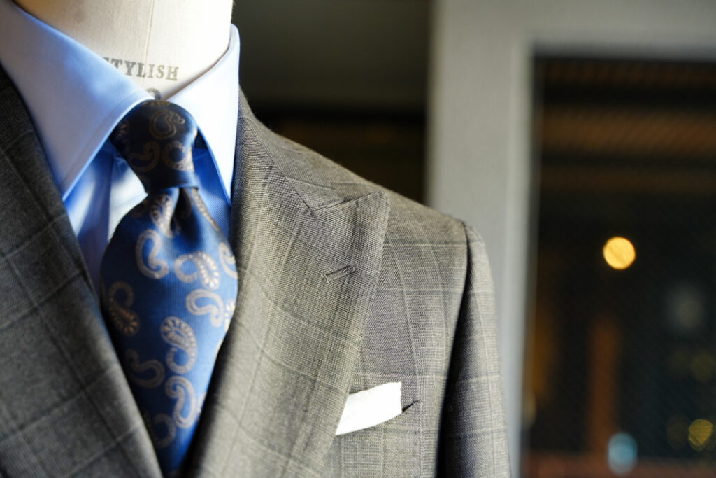 オーダースーツの紹介-WILLIAM LAYCOCK ブラウンチェックダブルスーツ- – 名古屋でこだわりのオーダースーツを仕立てるなら ...